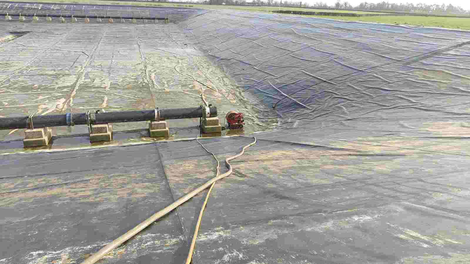 Reservoir Blocked Pipes - cleaning with remote access equipment - CD ...