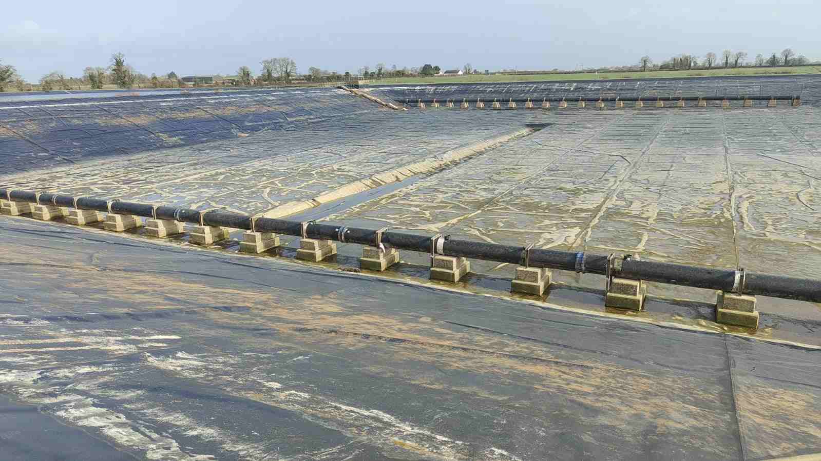 Reservoir Blocked Pipes - cleaning with remote access equipment - CD ...